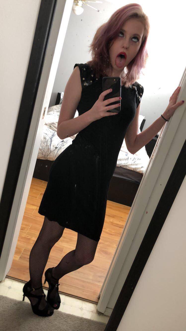 Spoil Me Scrolller