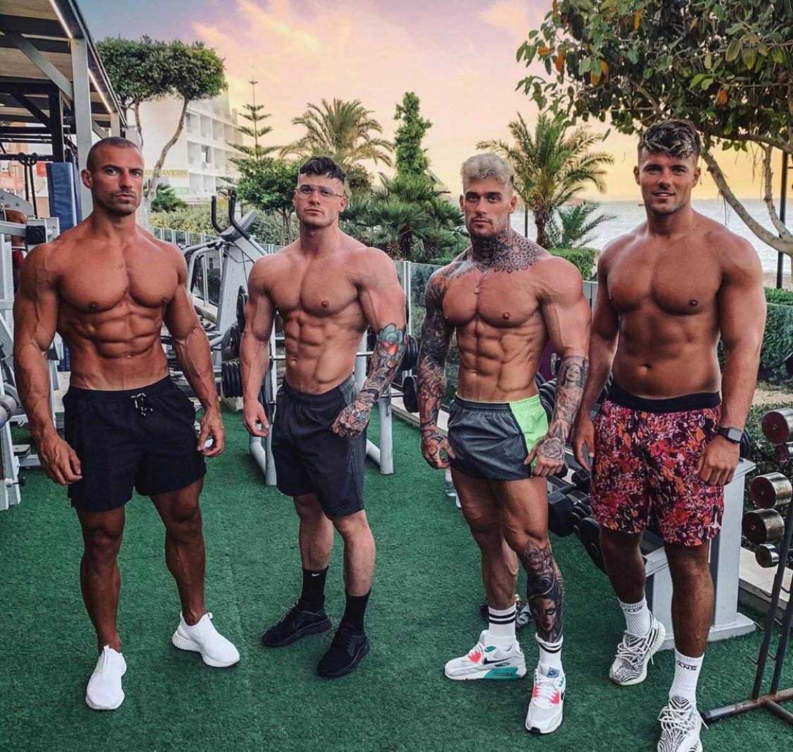 Spot the natty 🤣 | Scrolller