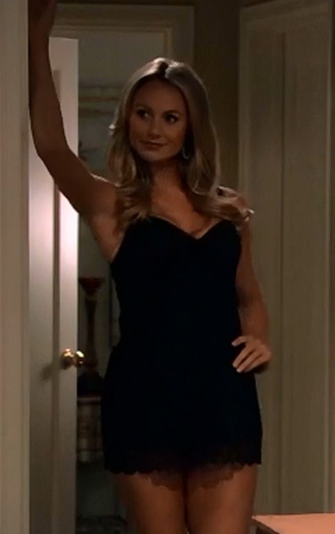 Stacy Keibler | Scrolller