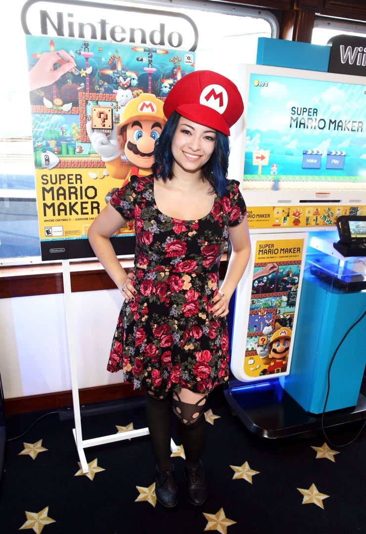 Standing as Mario | Scrolller