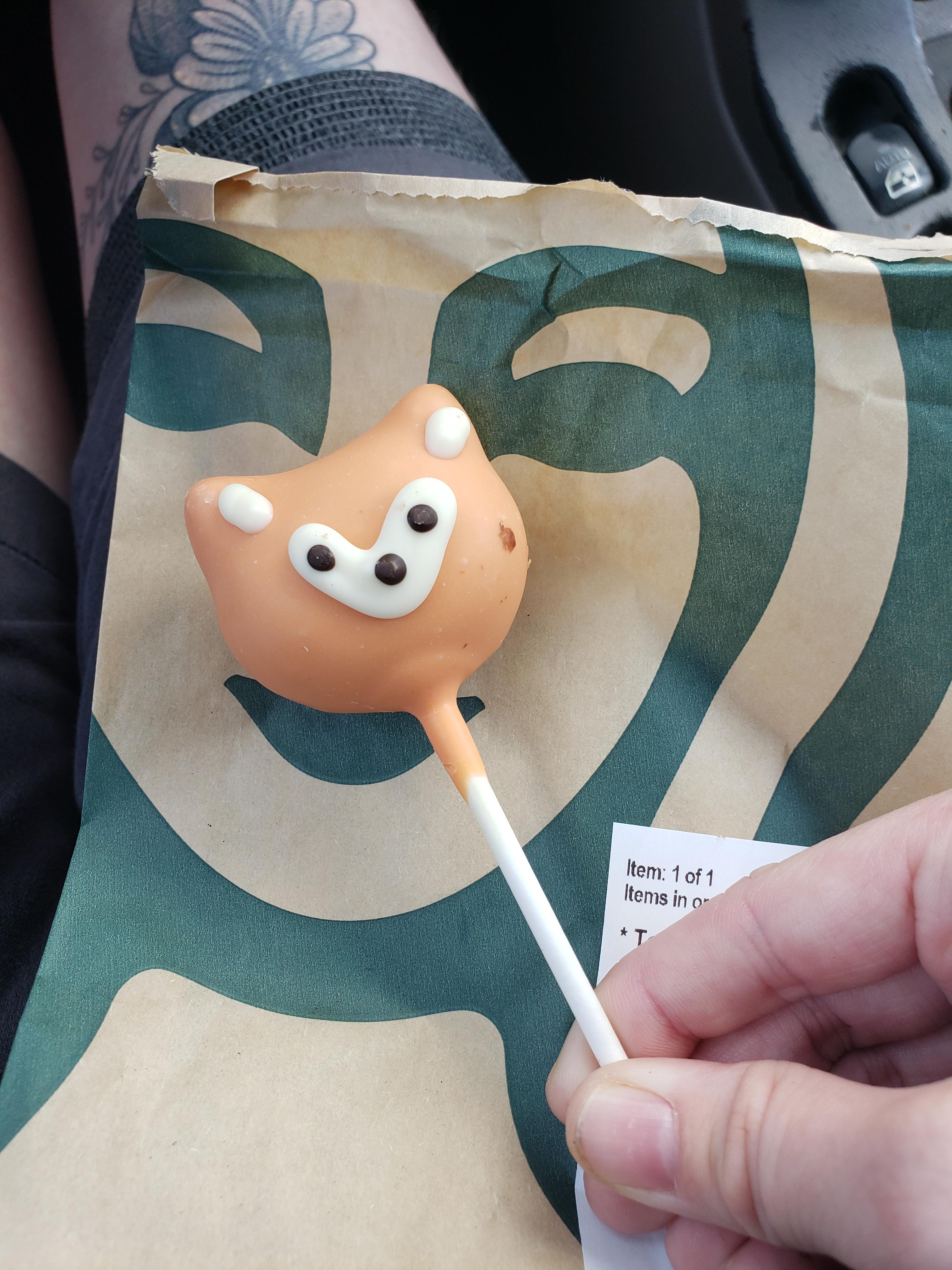 Starbucks has fox cake pops!! | Scrolller