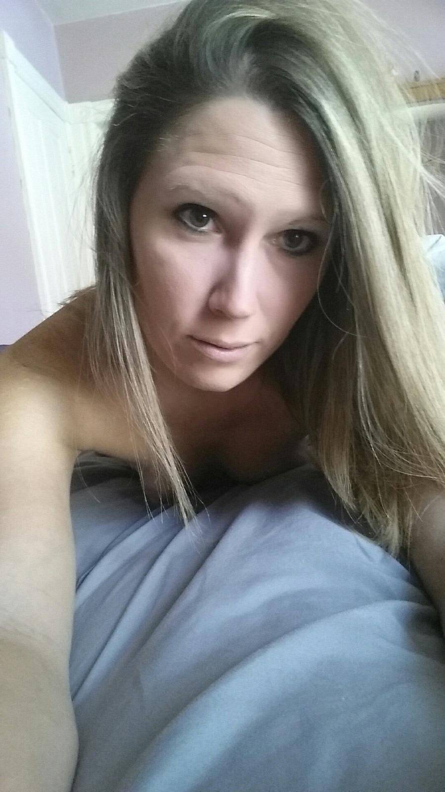 Starring right back at you [over 18] | Scrolller