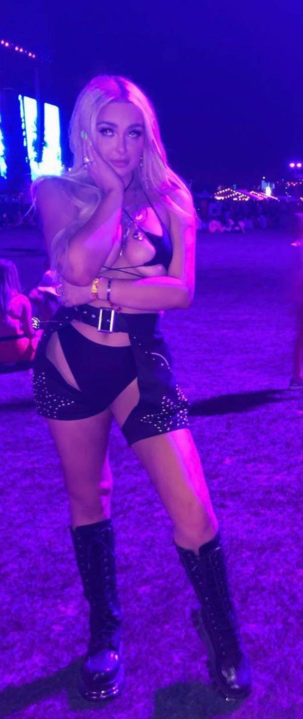 Starstruck | Scrolller