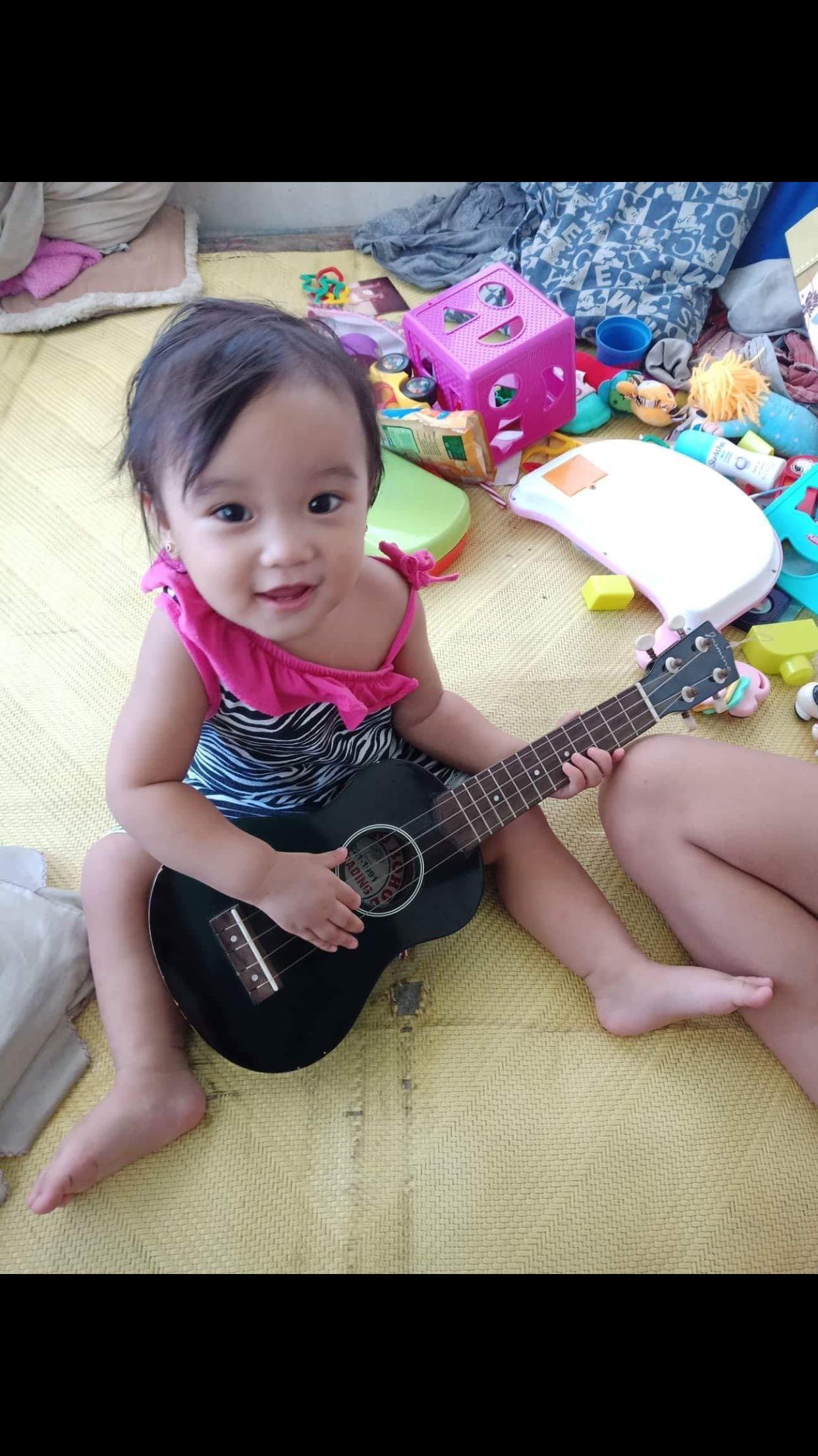 Start em young - my little cousin : ) | Scrolller