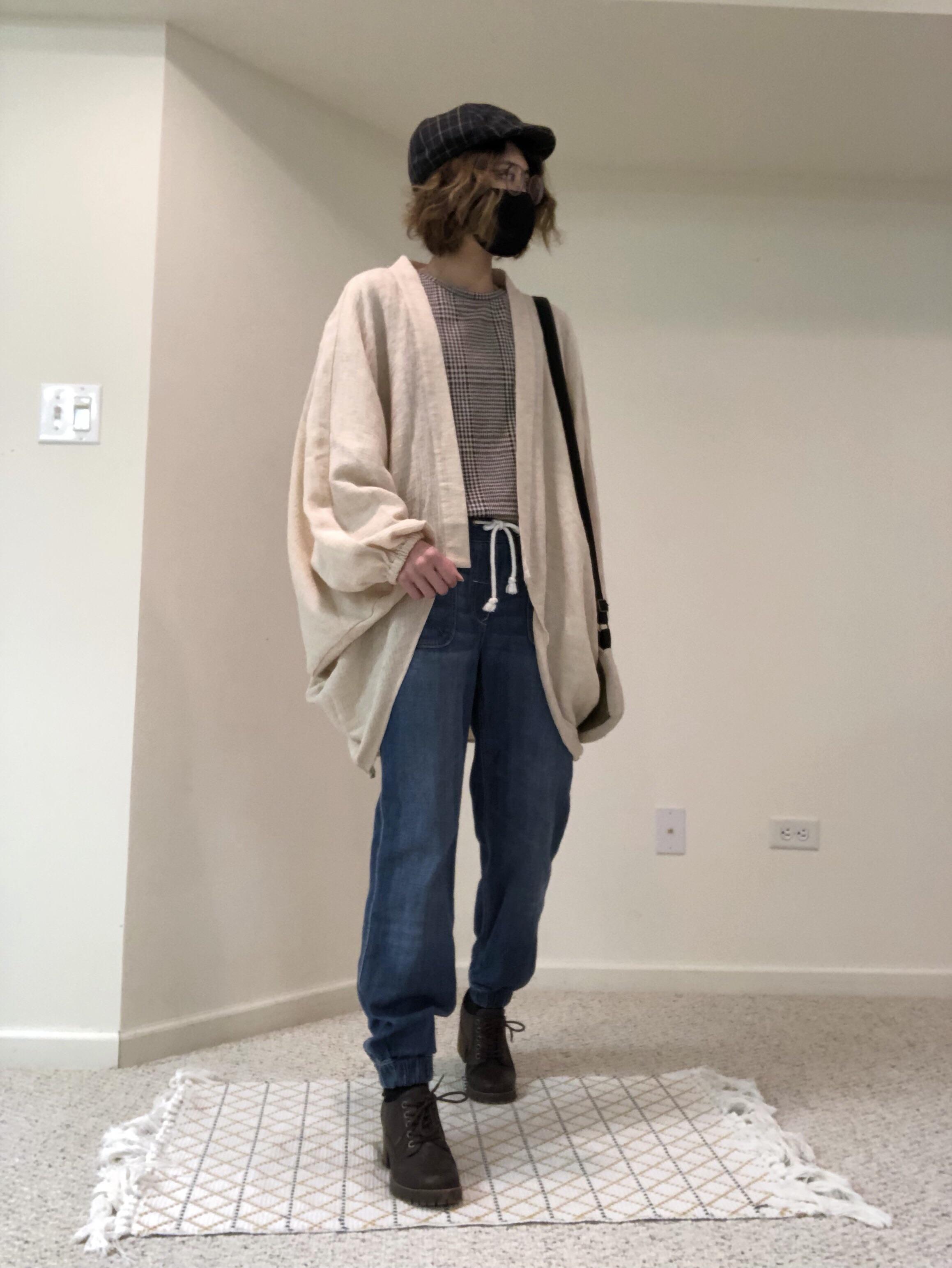 Staying comfy | Scrolller