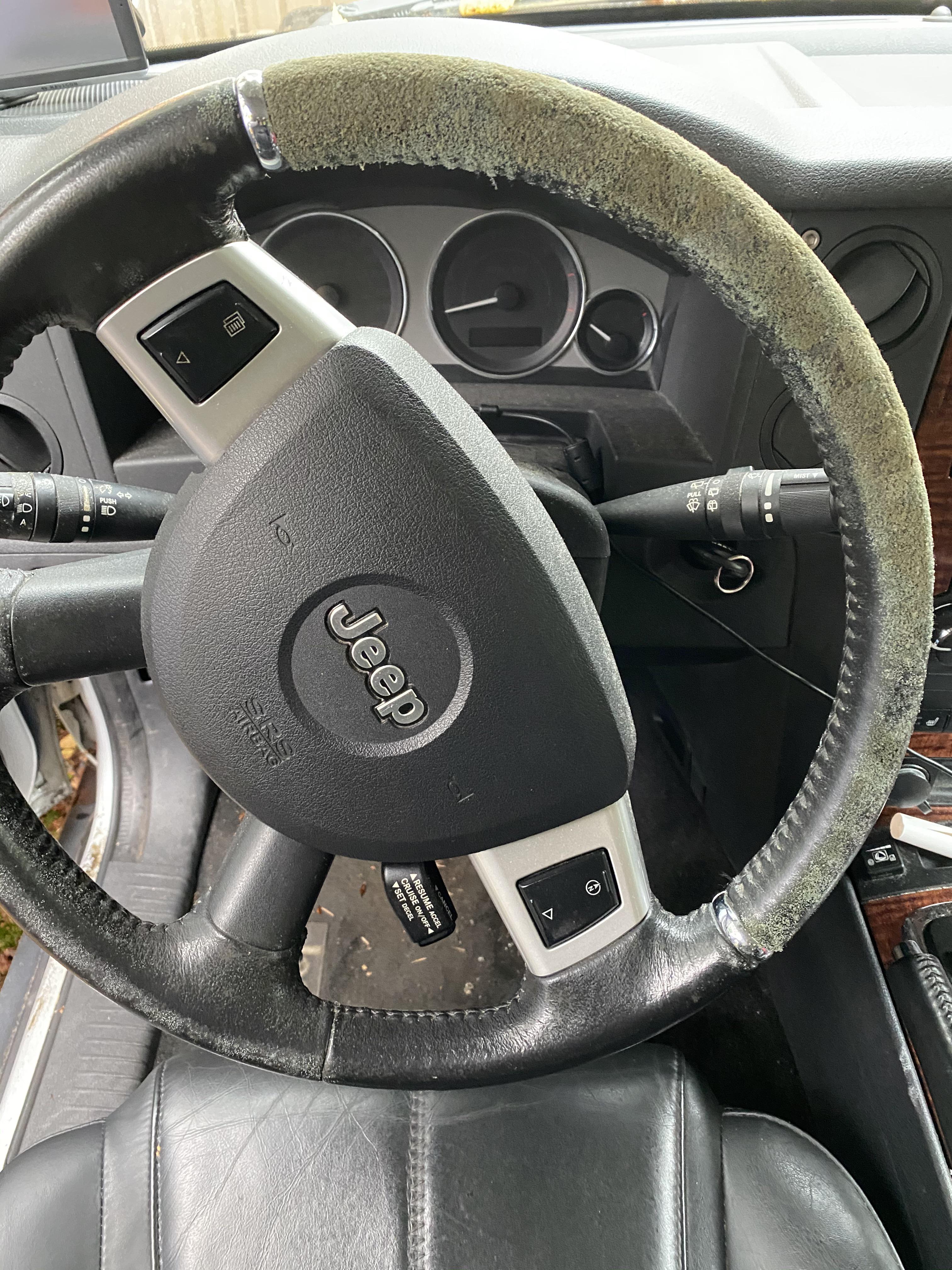 Steering wheel | Scrolller