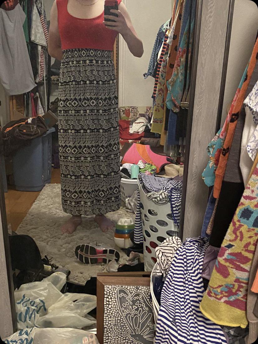 Stepmoms Dress | Scrolller