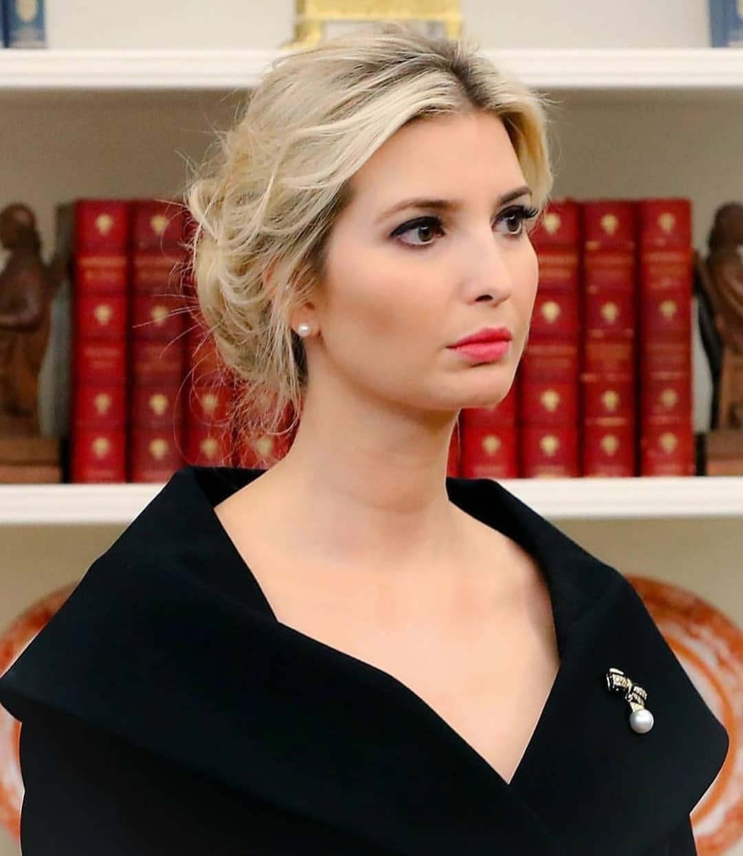 Stern Ivanka has got me throbbing for her | Scrolller