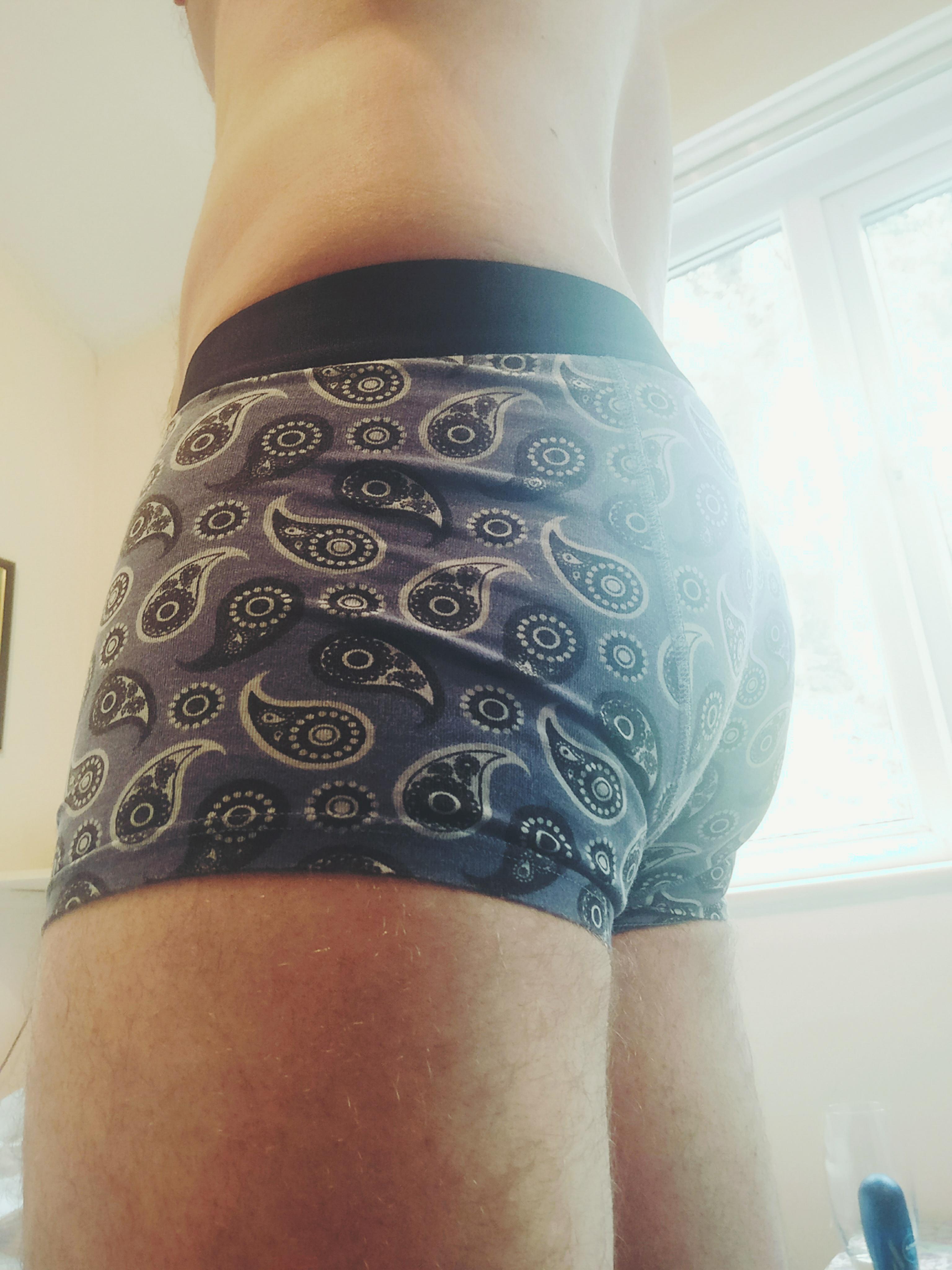 Stretched. | Scrolller