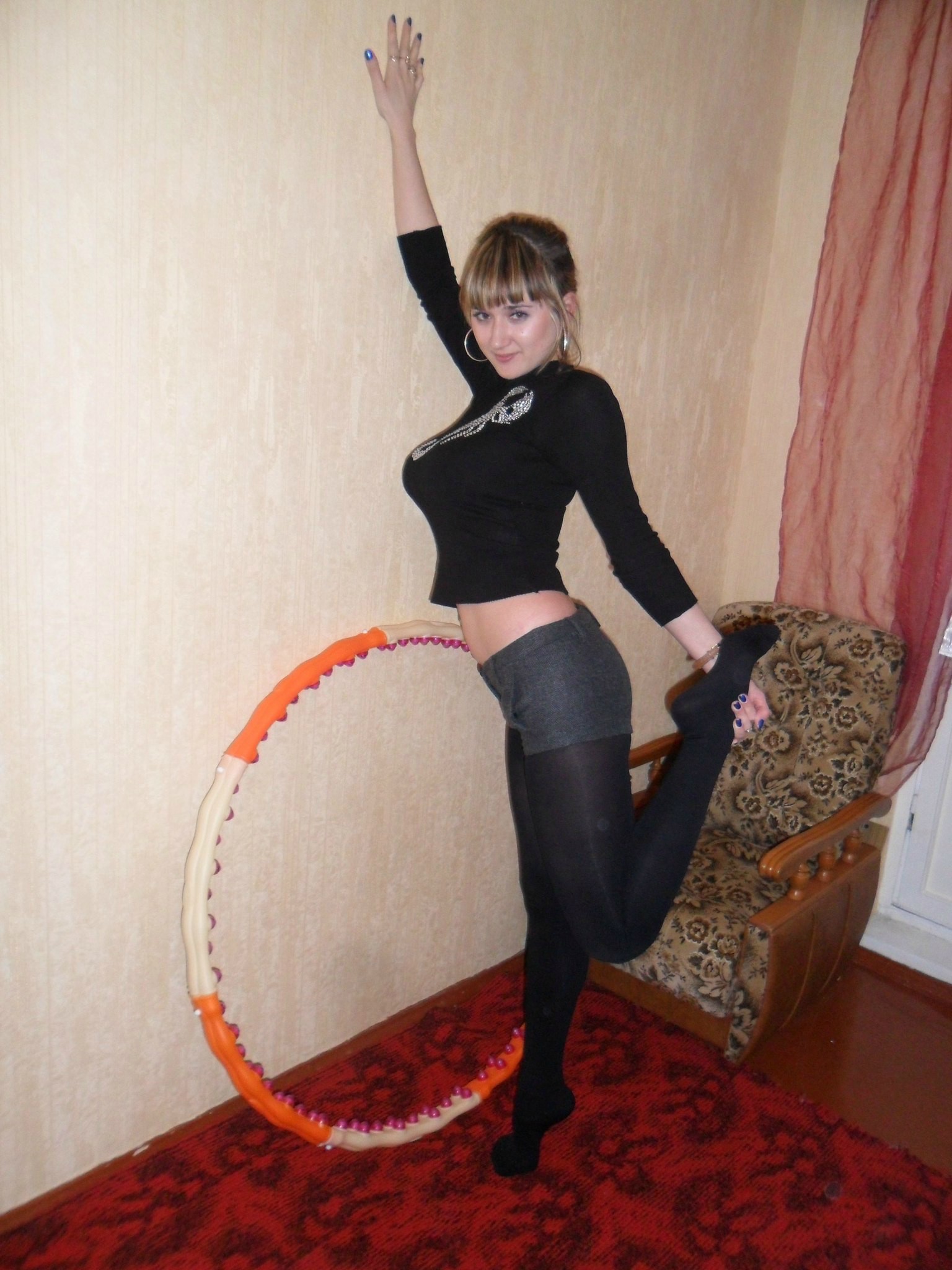 stretching | Scrolller