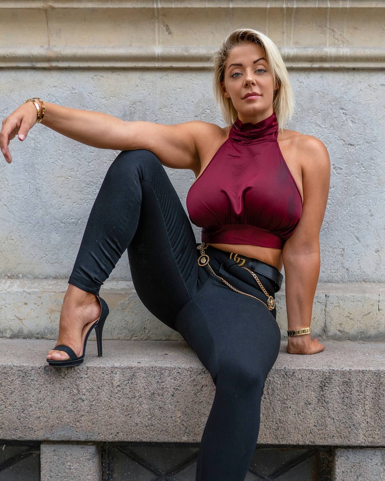 Stretching strong | Scrolller