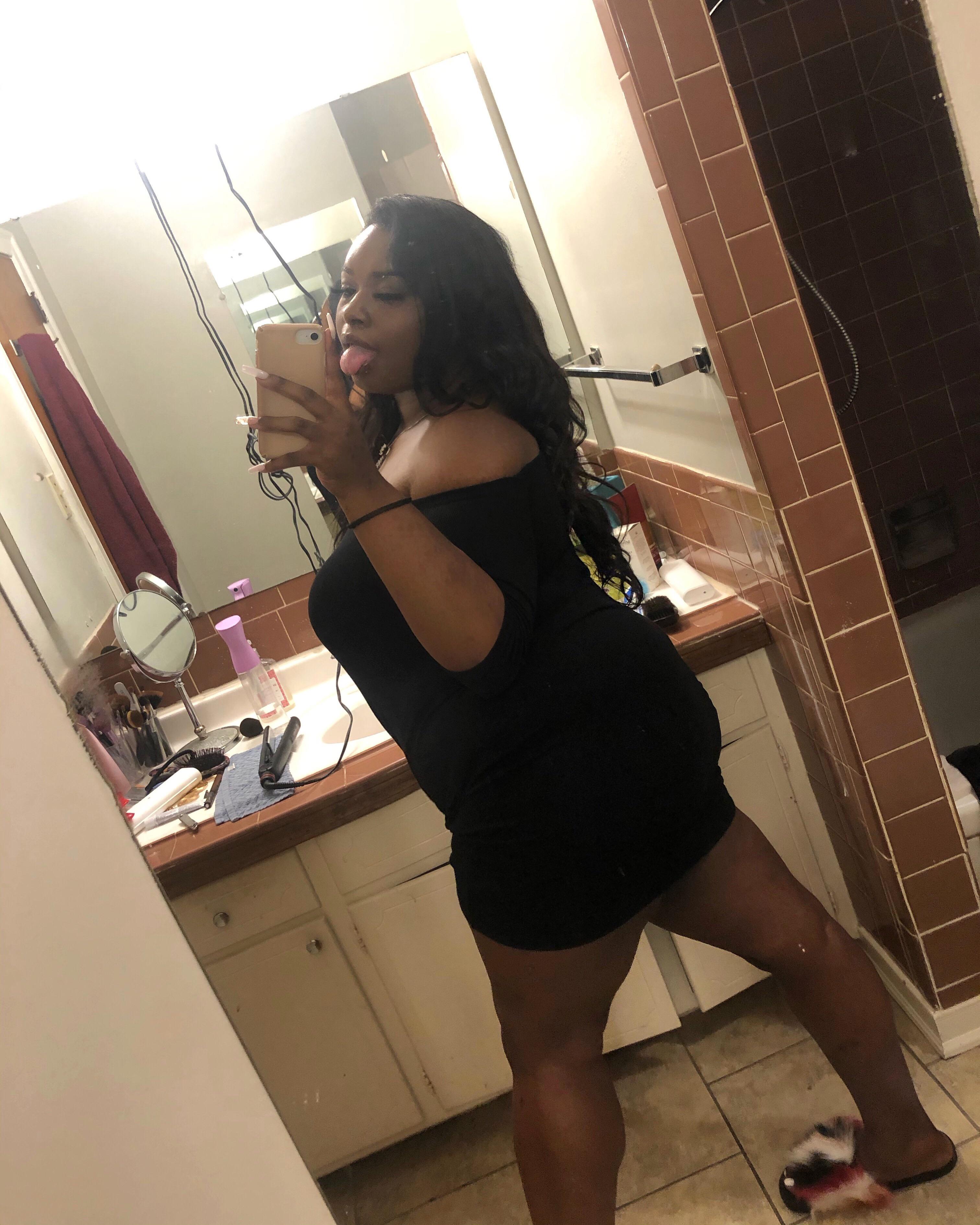 Study buddy ? 😋 | Scrolller