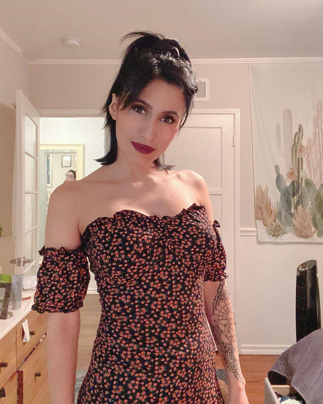 Stunning - 100k followers instagram | Scrolller