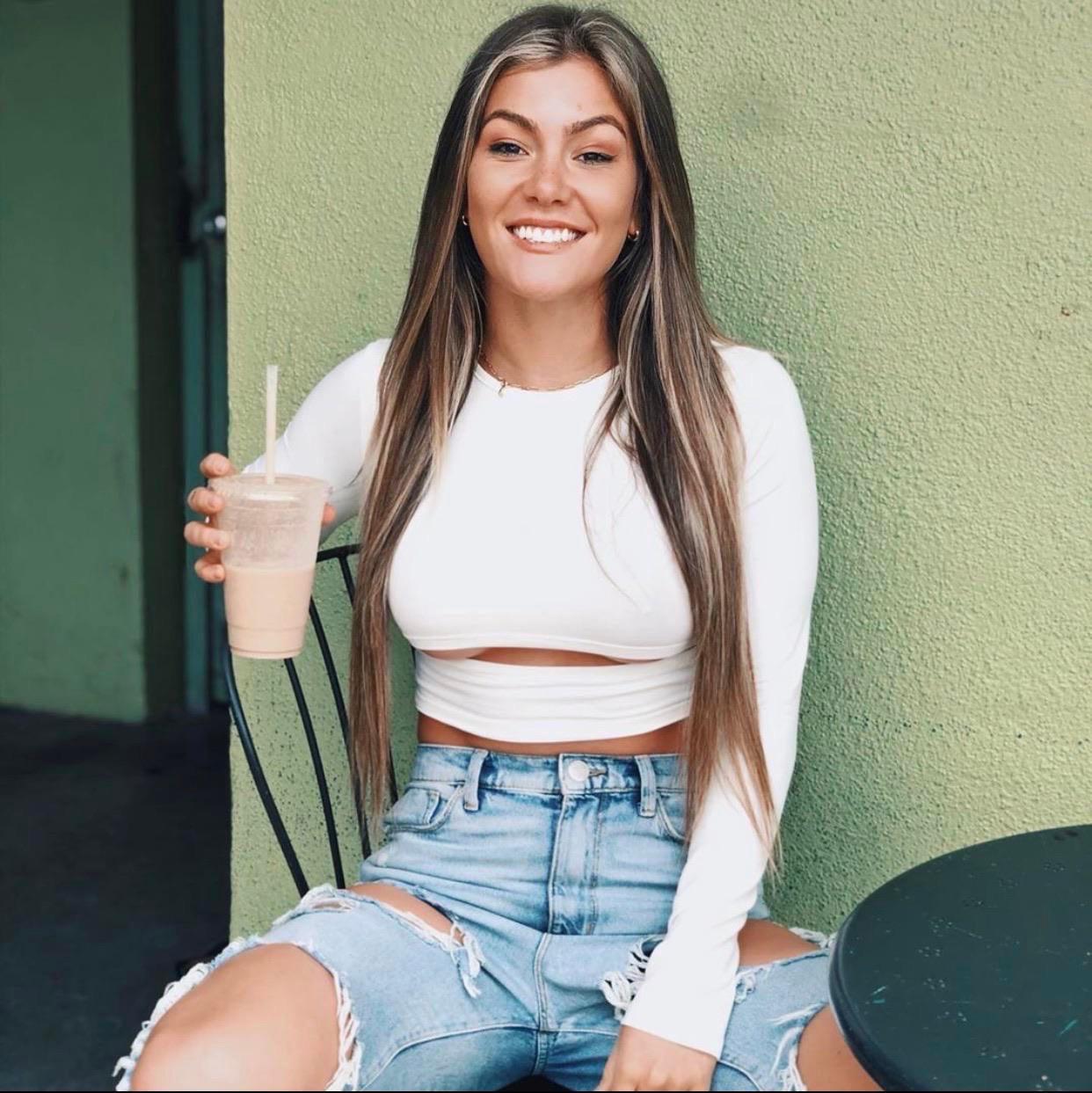 Stunning | Scrolller