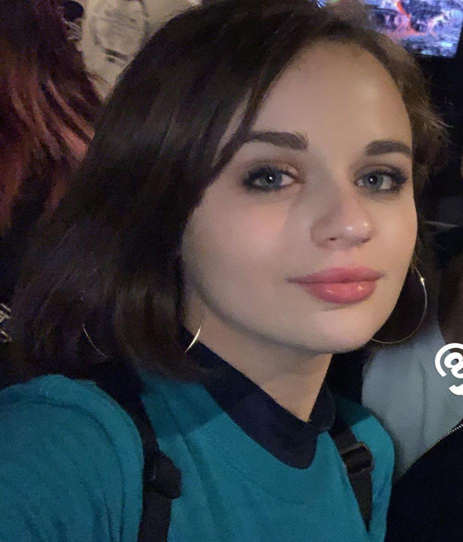 Stunning | Scrolller