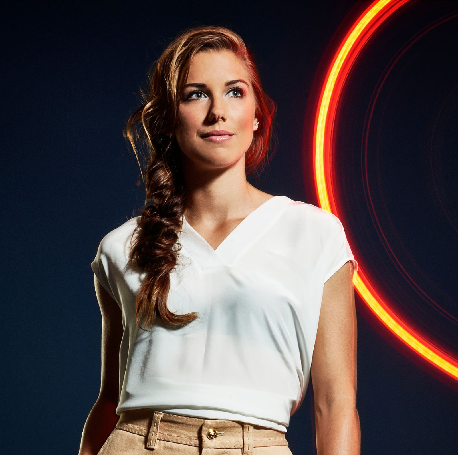 Stunning lady | Scrolller