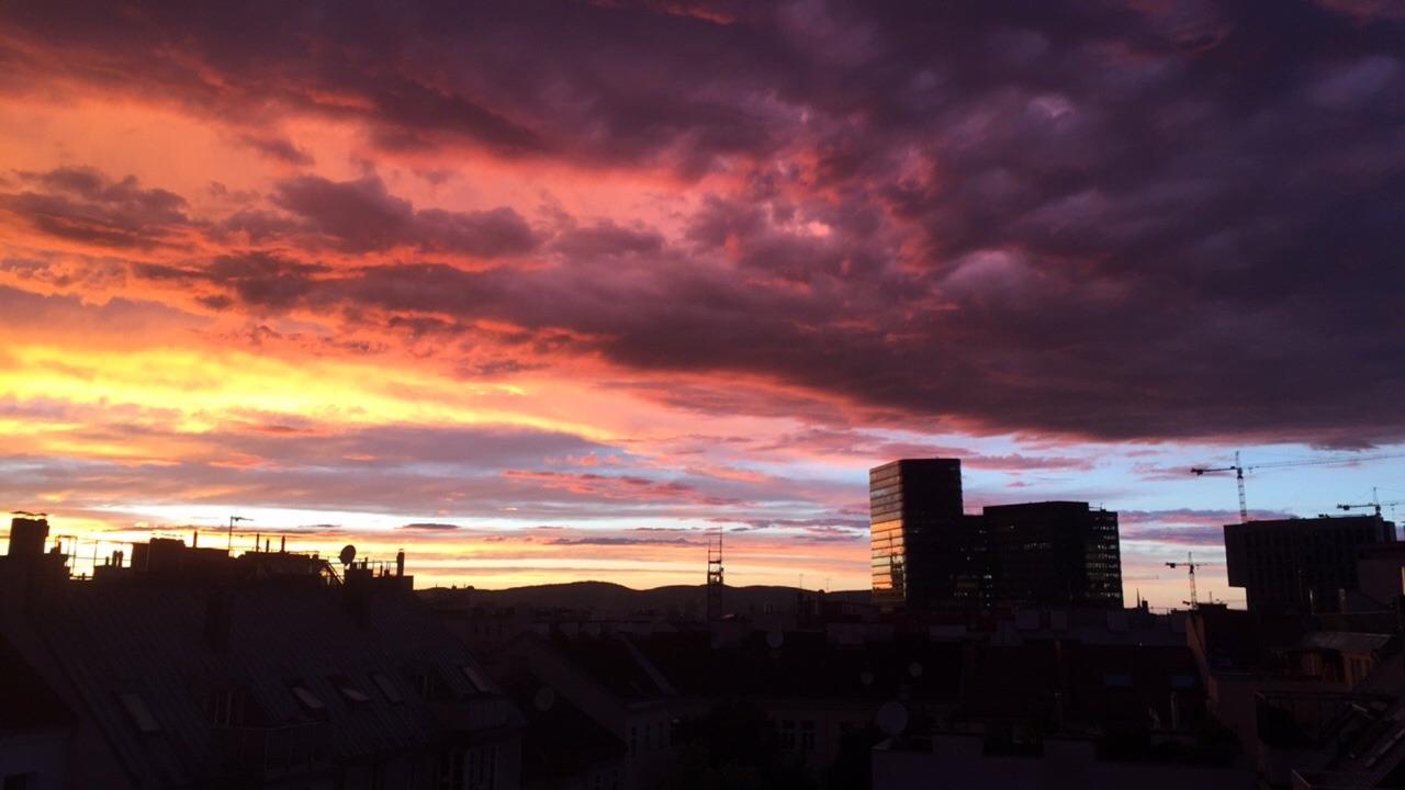 stunning sky | Scrolller