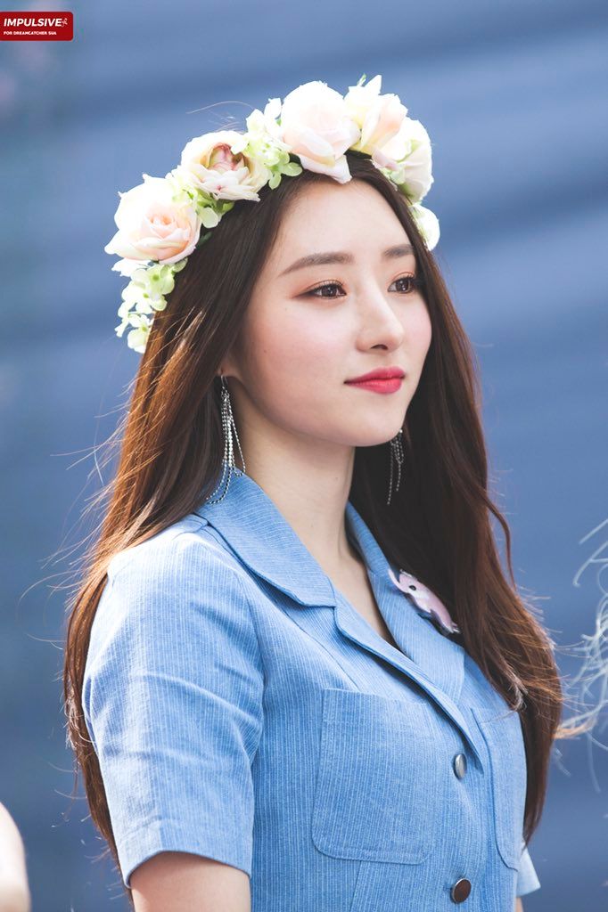 SuA | Scrolller