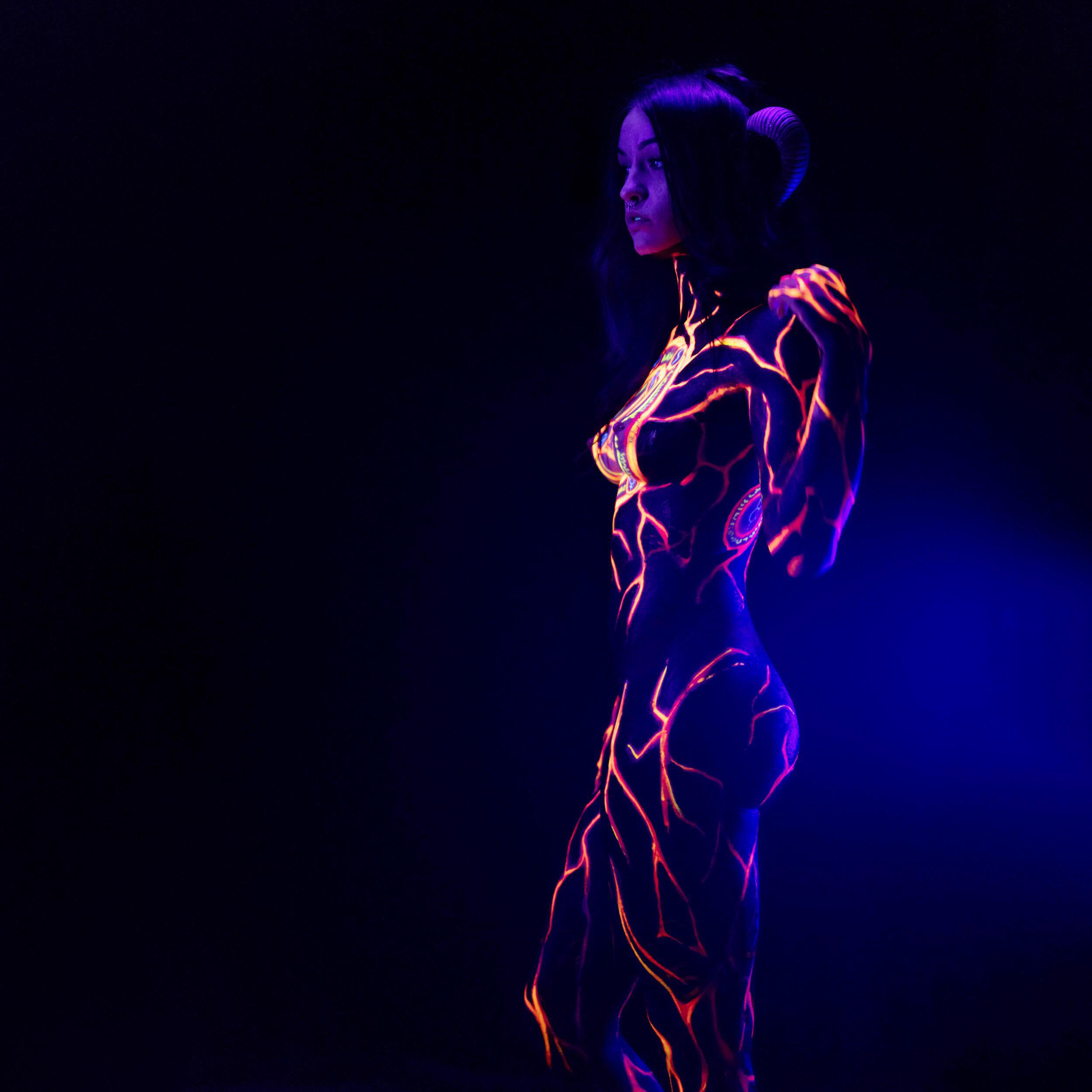 Succubus pt. 2 | Scrolller