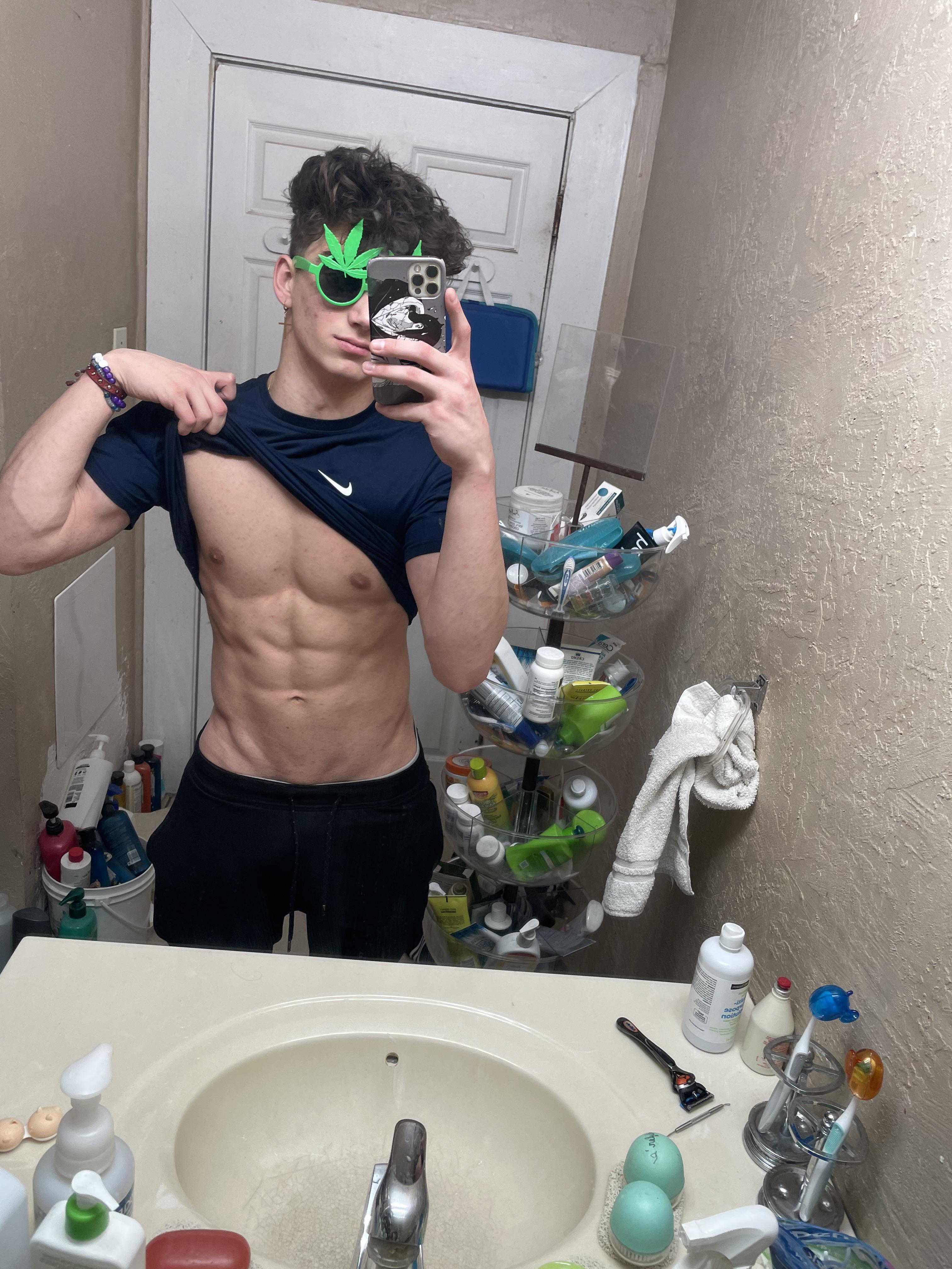 Suck My Dick While I Wear These And Smoke A Blunt Scrolller 8886