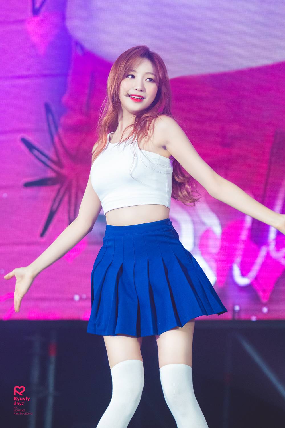 Sujeong | Scrolller