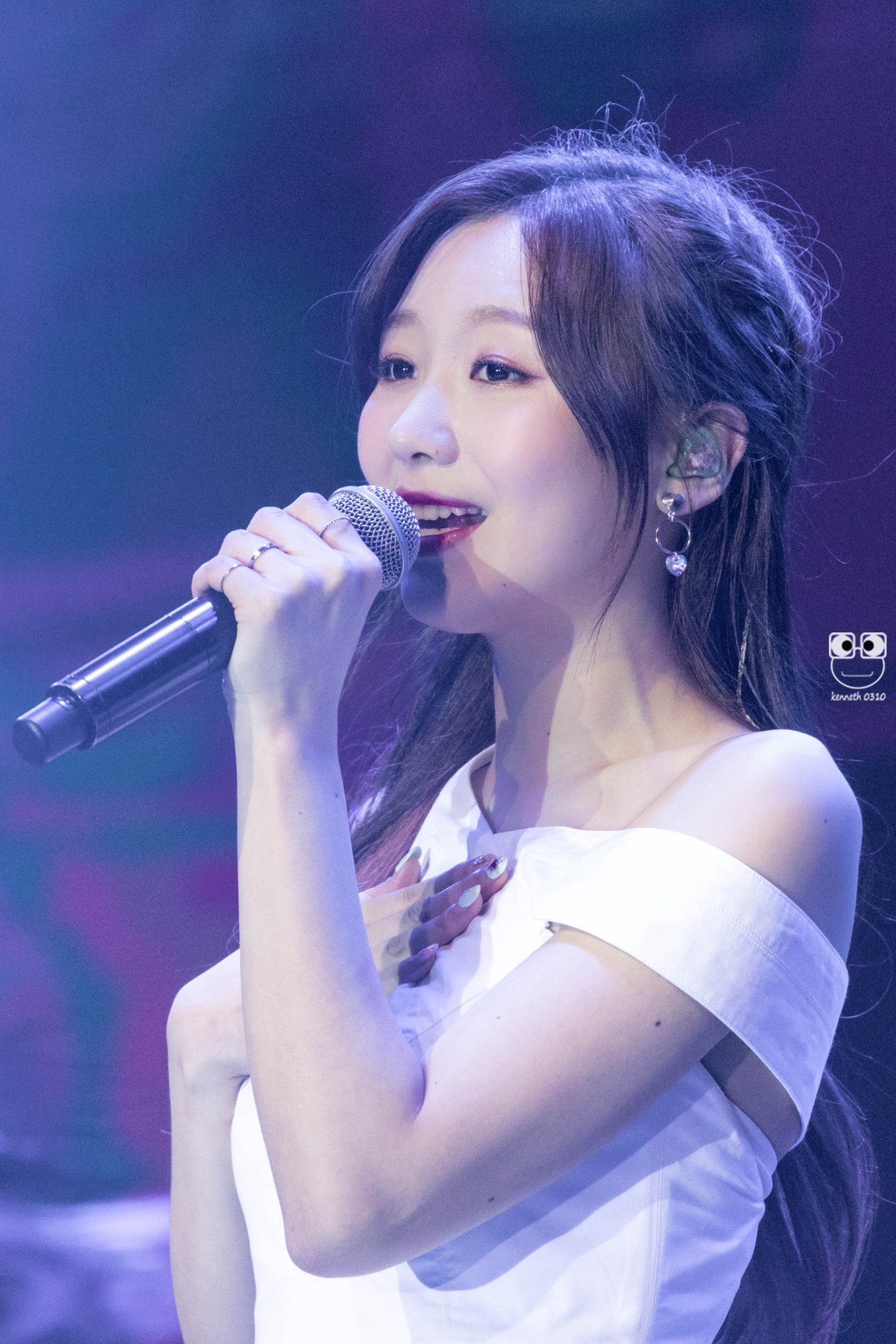 Sujeong 🎤 | Scrolller