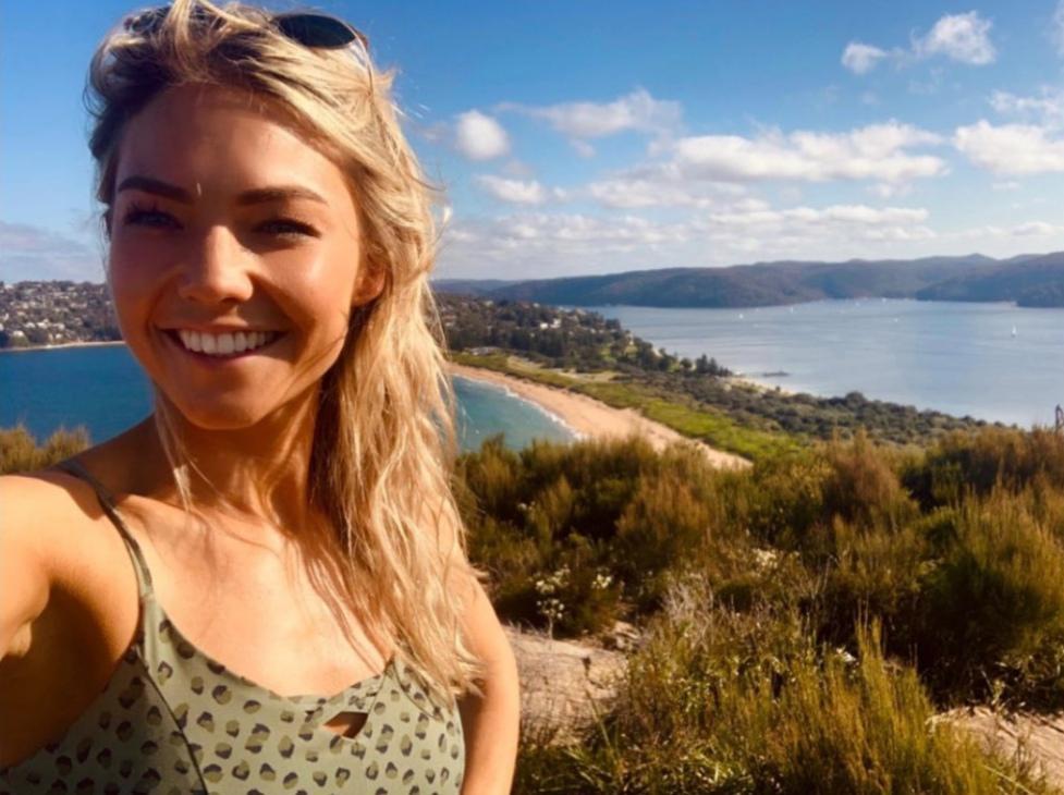 Summer Bay Babe | Scrolller