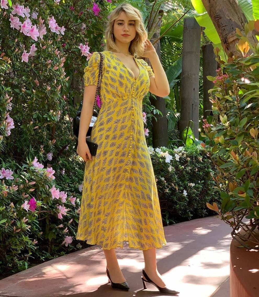 Sunny day | Scrolller