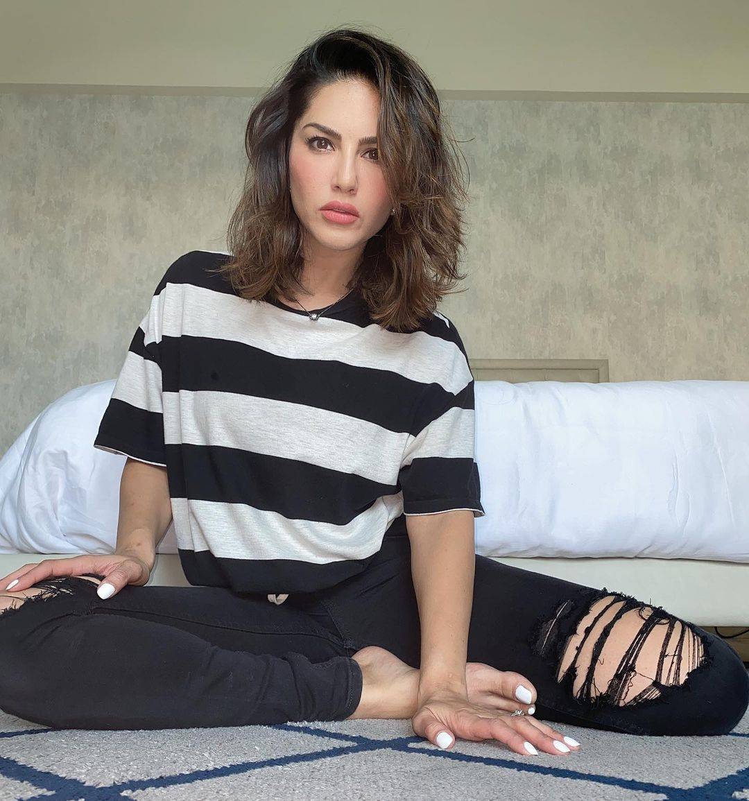 Sunny Leone | Scrolller