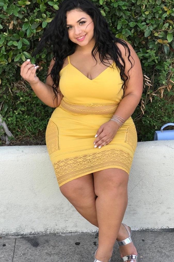 Sunny yellow | Scrolller