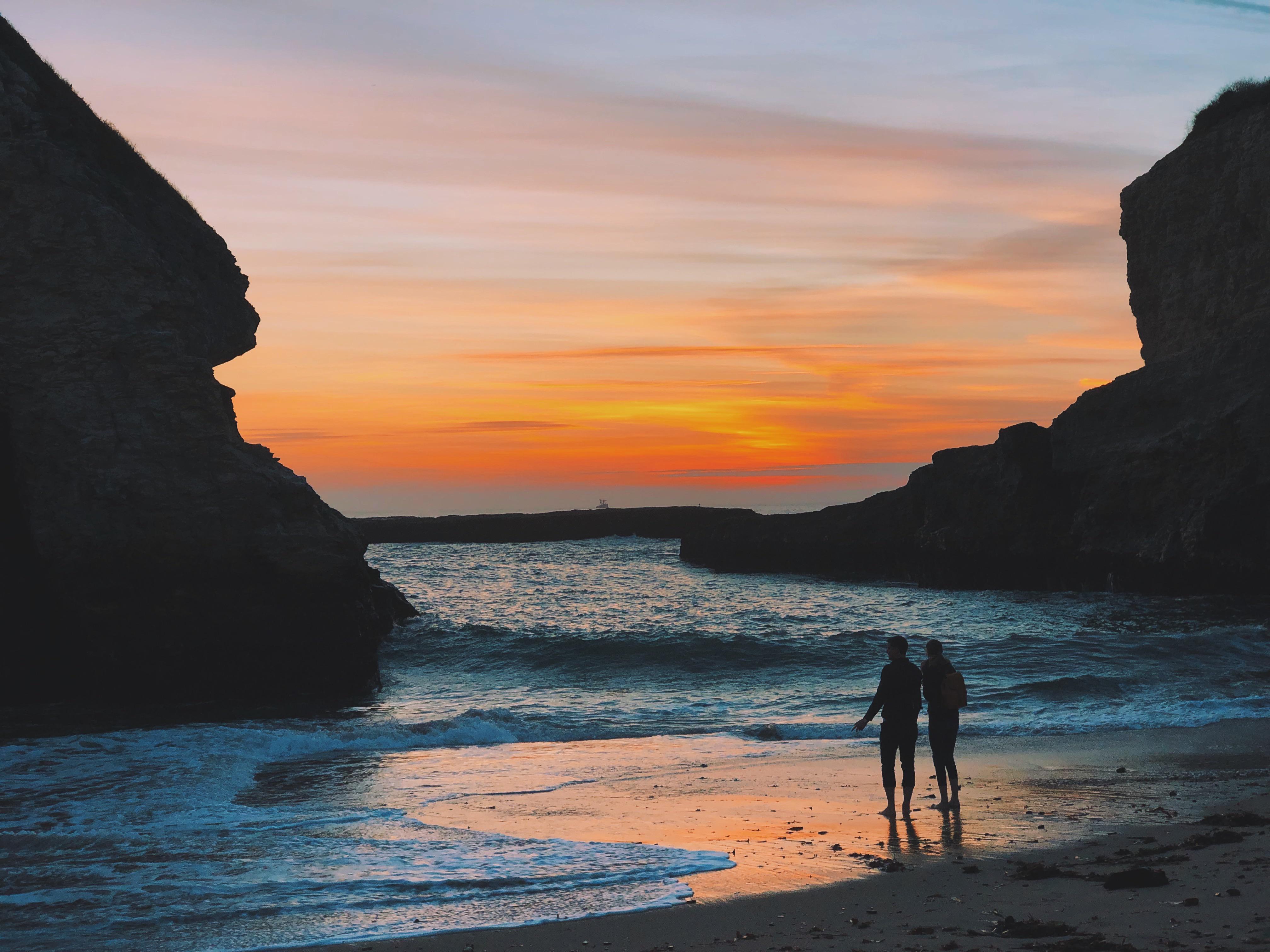Sunset at Shark Fin Cove, 2018 | Scrolller