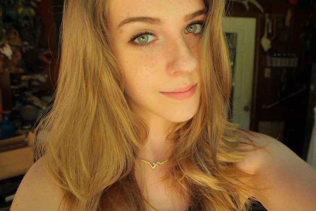 Sunset Hair Scrolller