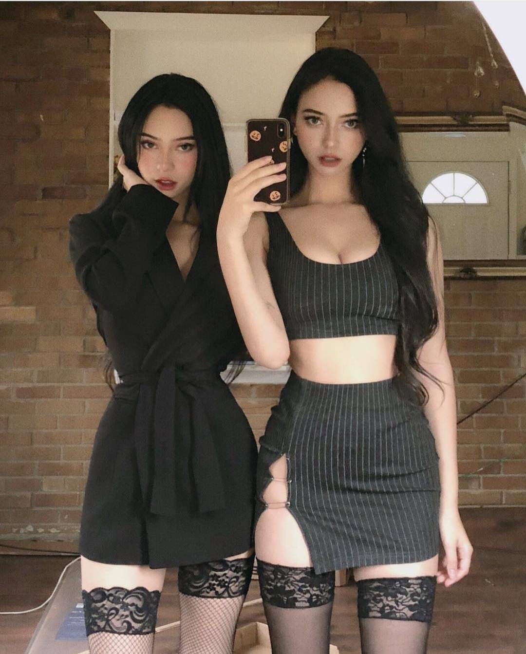 super twins | Scrolller