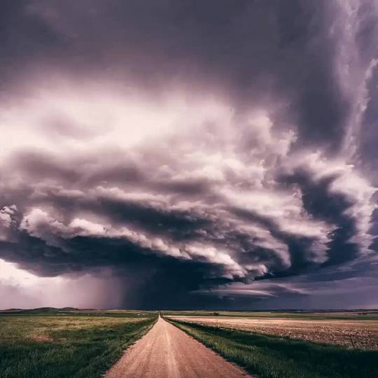 Supercell over Montana | Scrolller