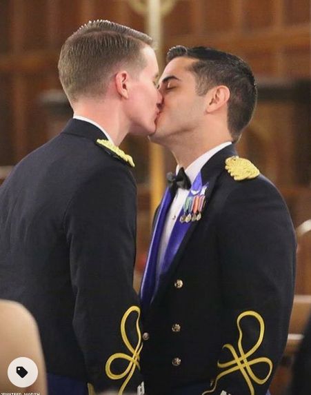 Support our troops!! #ProudBoys | Scrolller