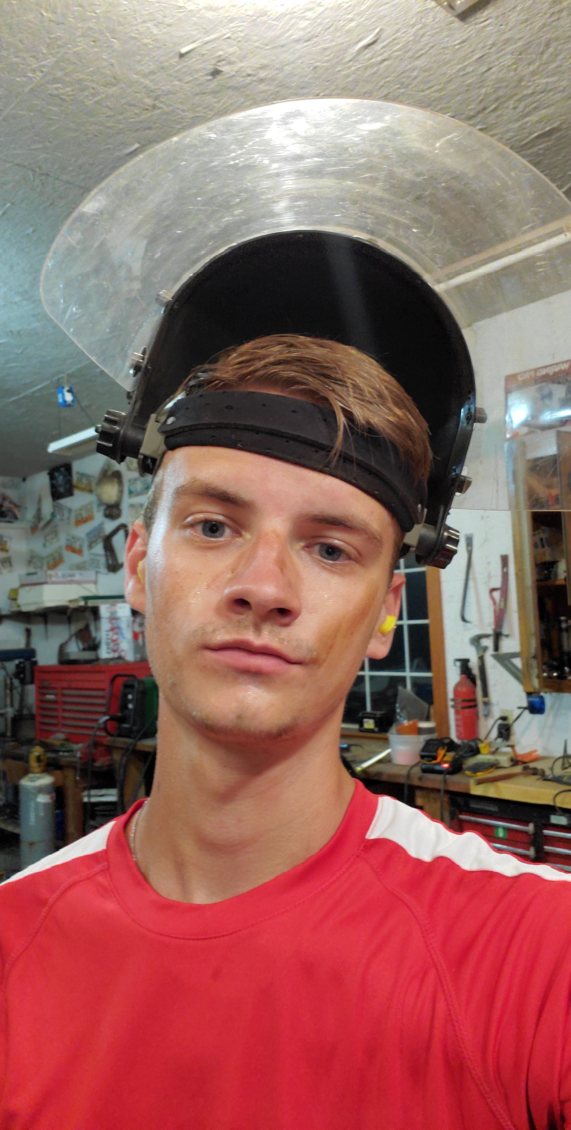 Sweaty working twink ;) | Scrolller