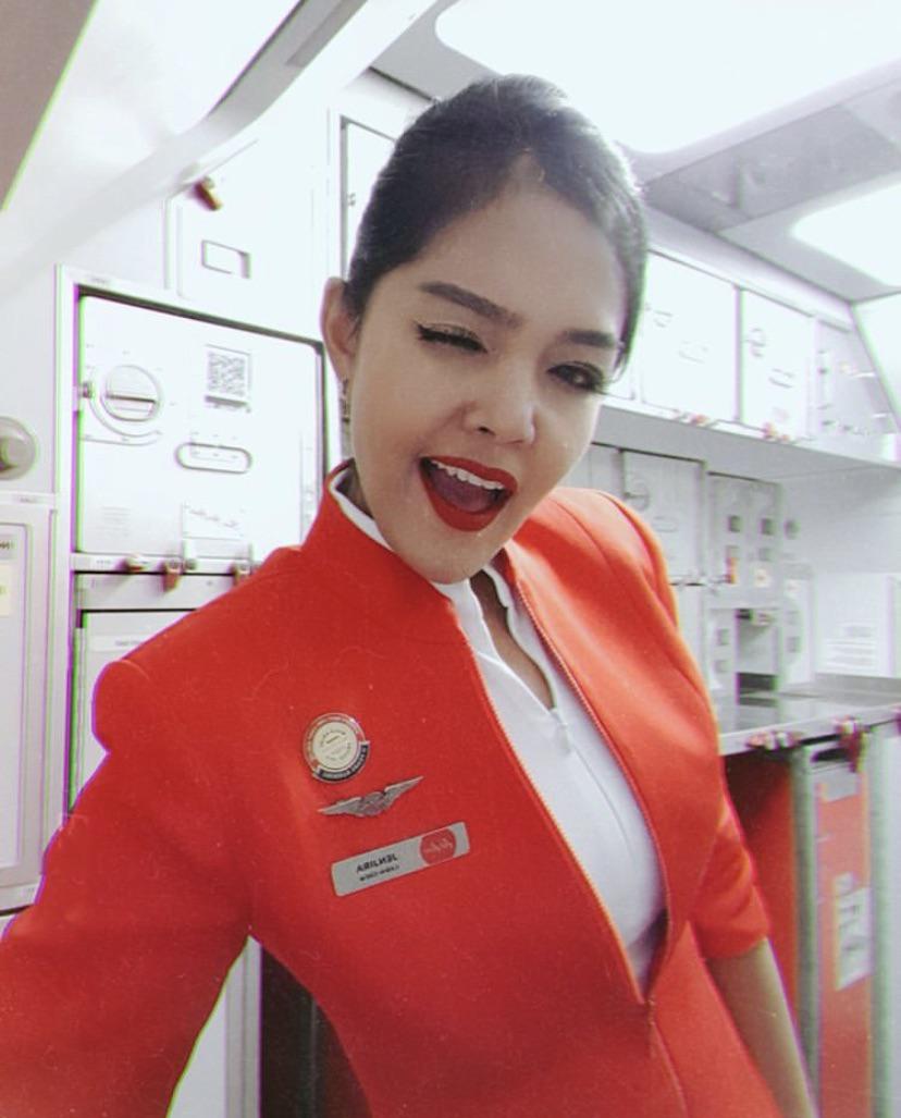 Talk about disorienting...I removed the possession ring about a month ago. Once instant it’s a ...