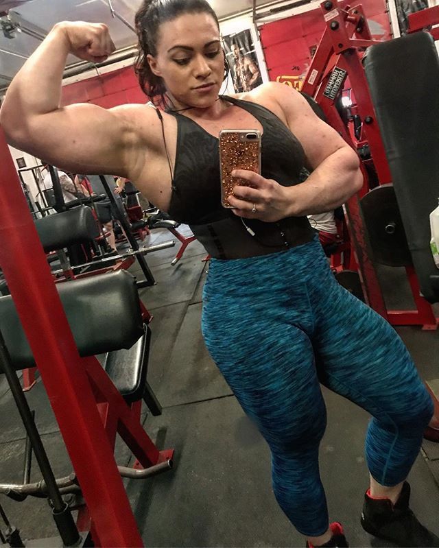 Tamara Kostadinova | Scrolller