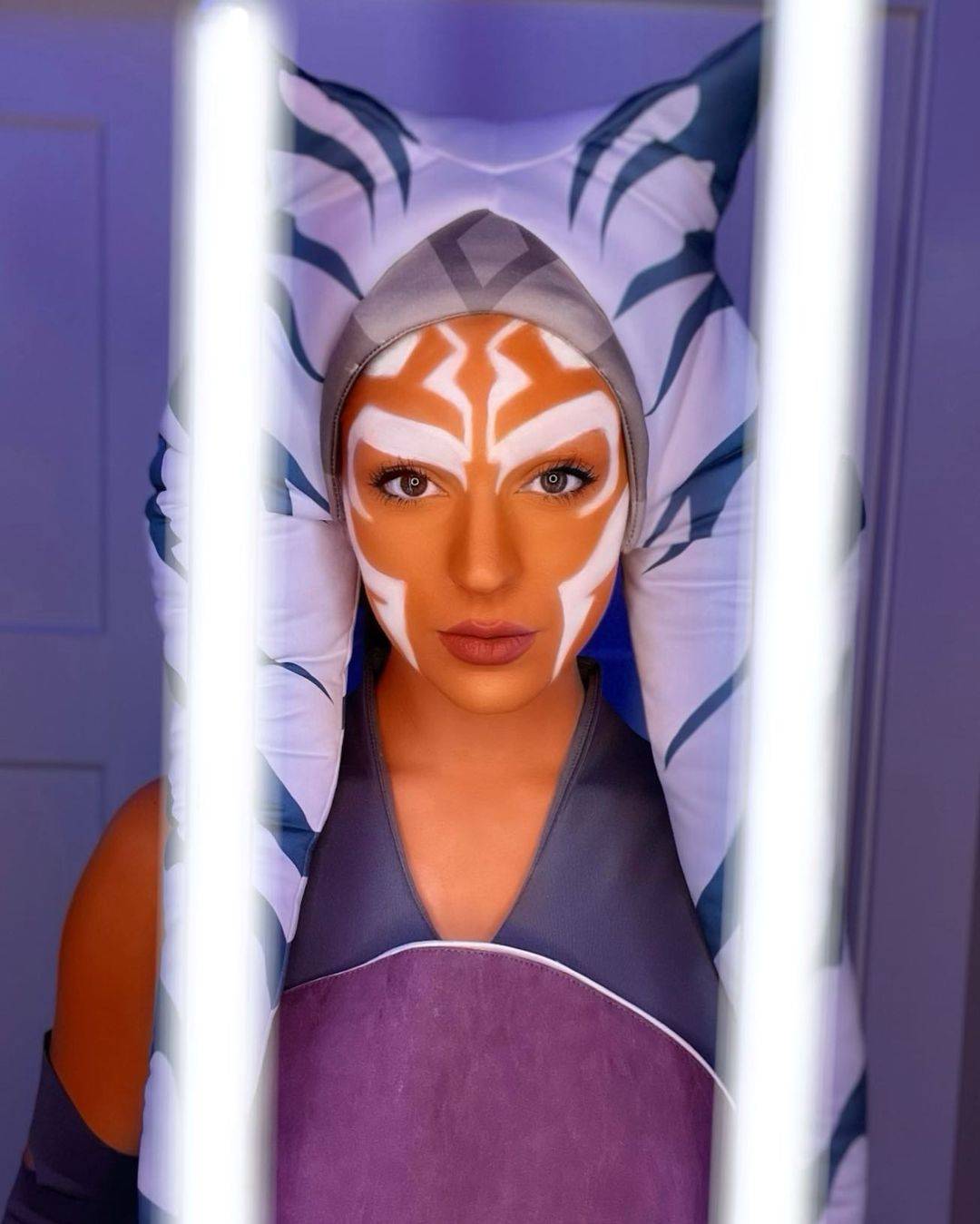 Taya as Ahsoka Tano with Ahoska's lightsabers. | Scrolller