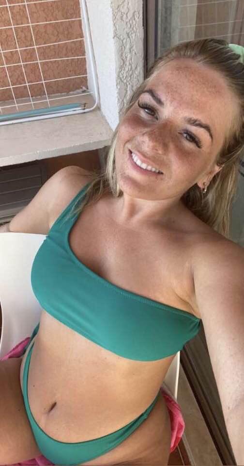 Taylor from Belfast looks so hot! | Scrolller