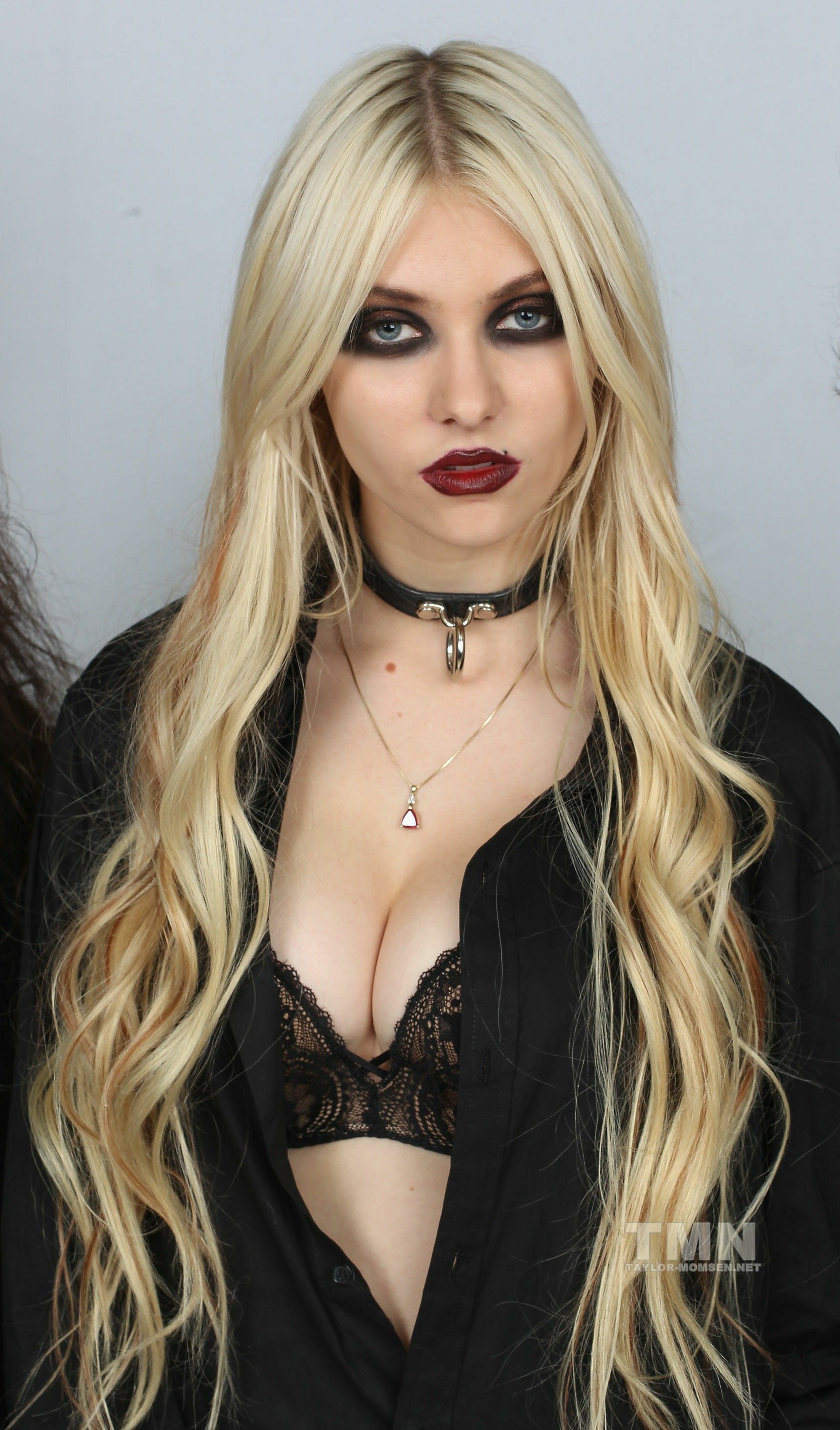 Taylor Momsen | Scrolller