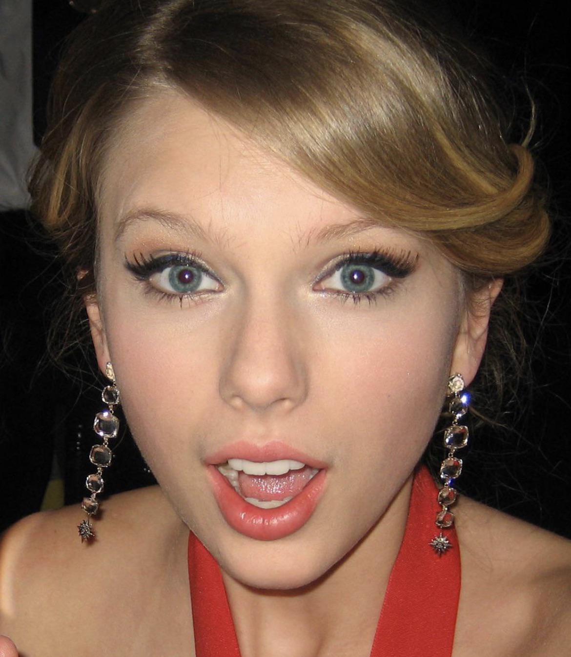 Taylor’s face while she watches me suck off a Bi bud for her. | Scrolller