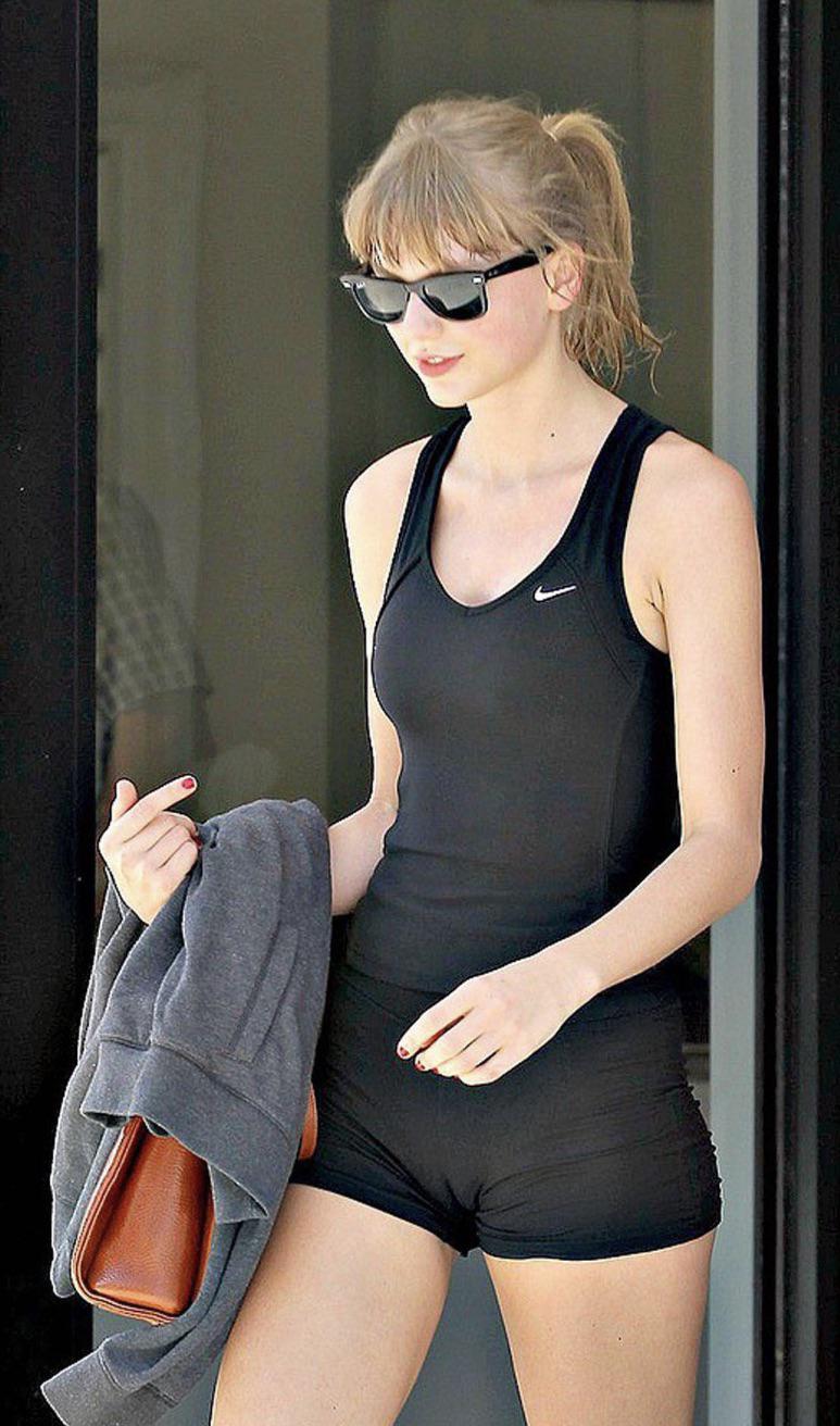 Taylor Swift brightened | Scrolller