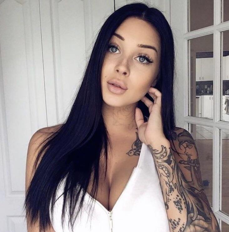 TB ; Weird fact Iv never heard Valerie voice or ever heard her speak English 😩 | Scrolller