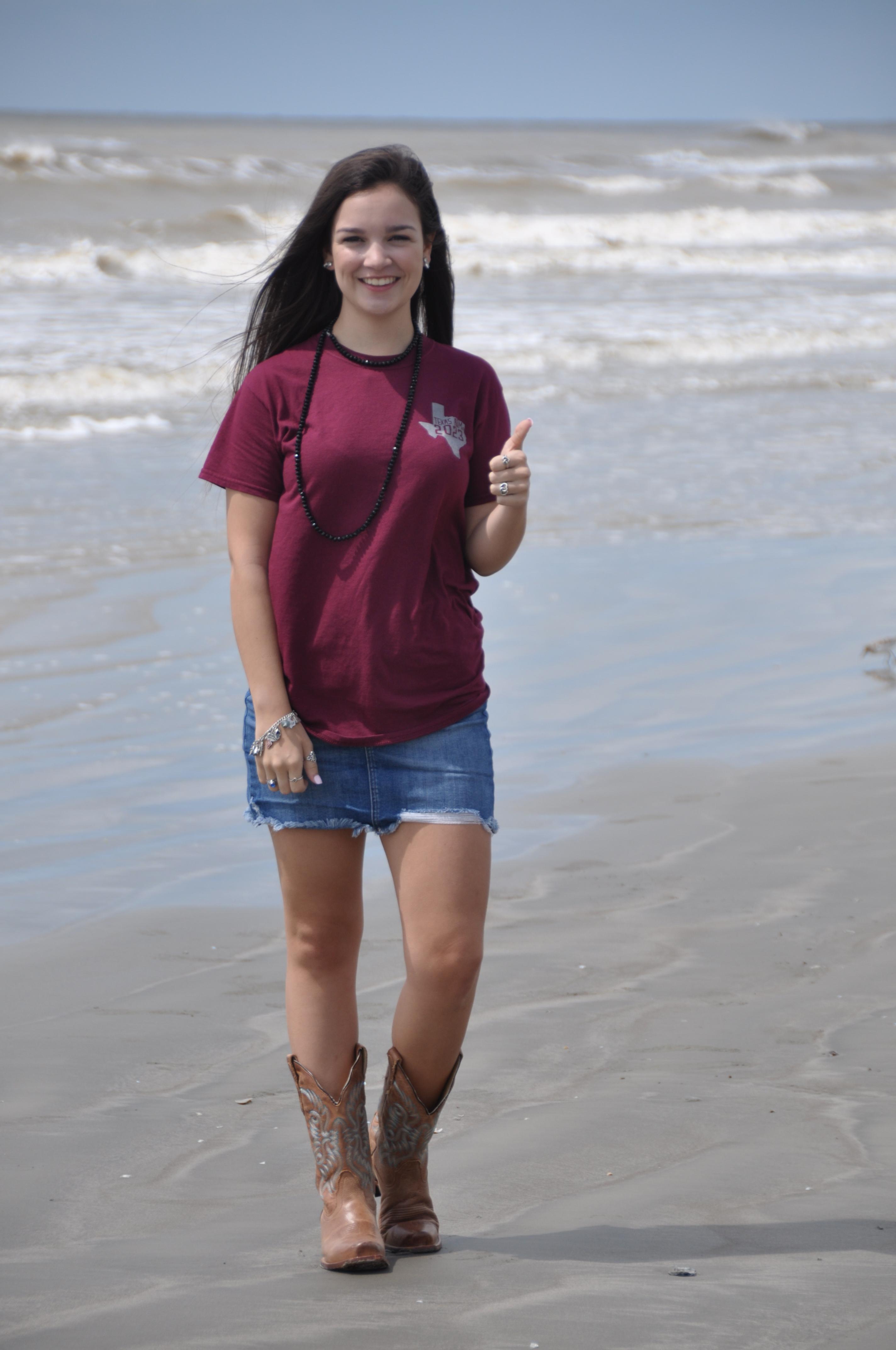 Texas Gal | Scrolller