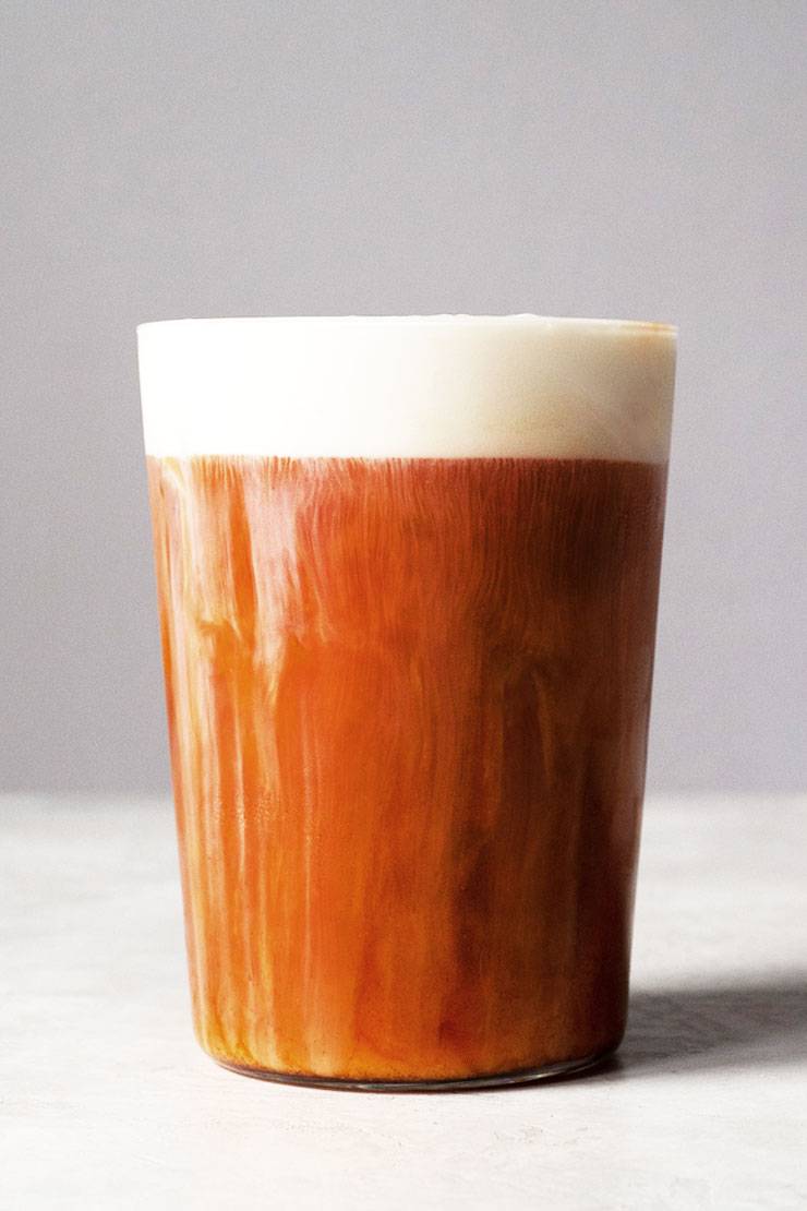 Thai iced tea with milk cloud | Scrolller