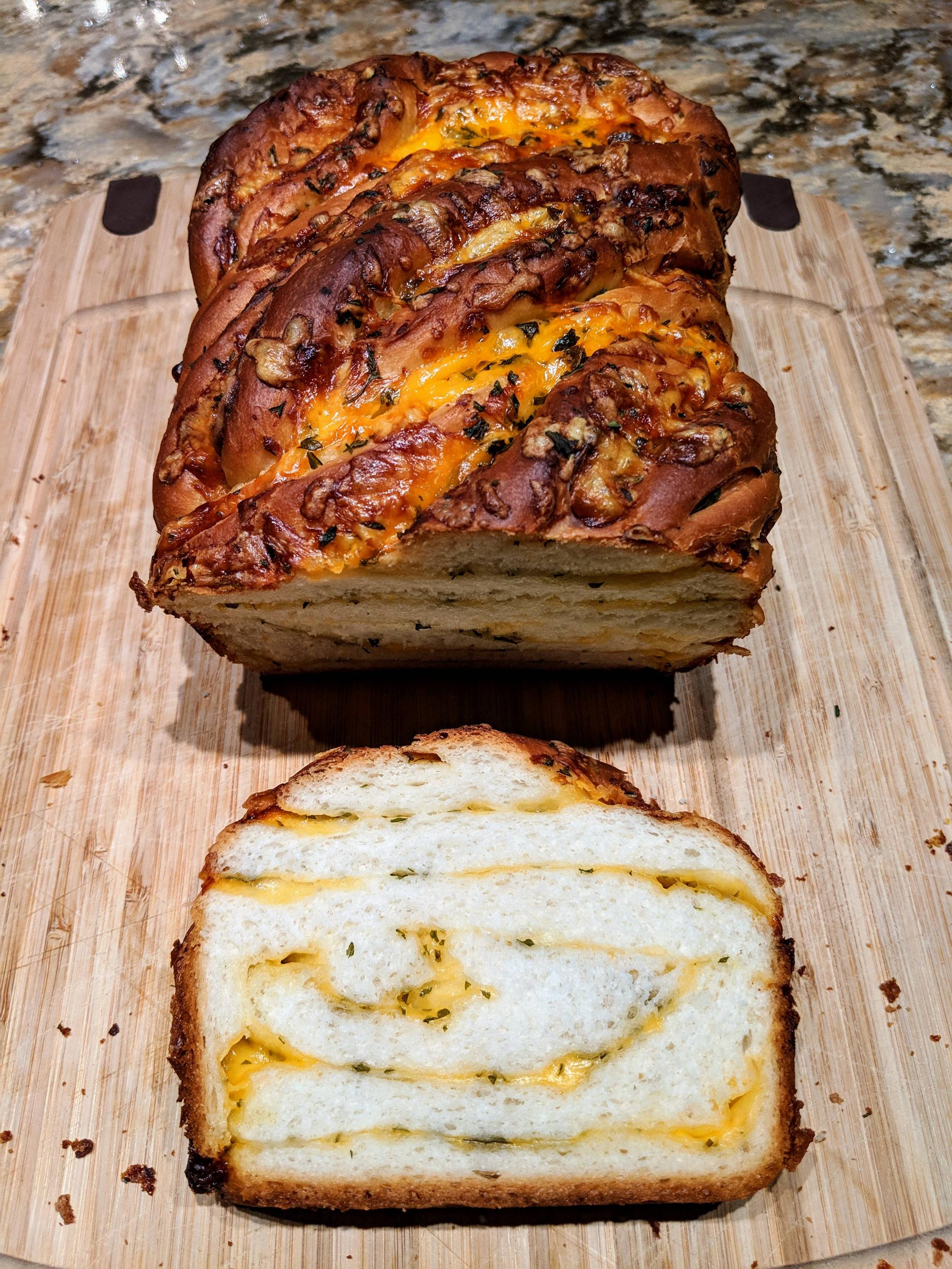 That cheese bread | Scrolller