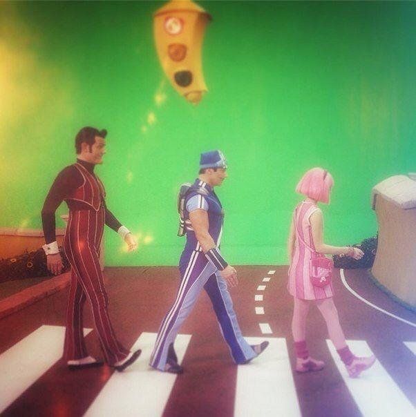 The beatles crossing Abbey Road for their iconic album cover (1969) | Scrolller