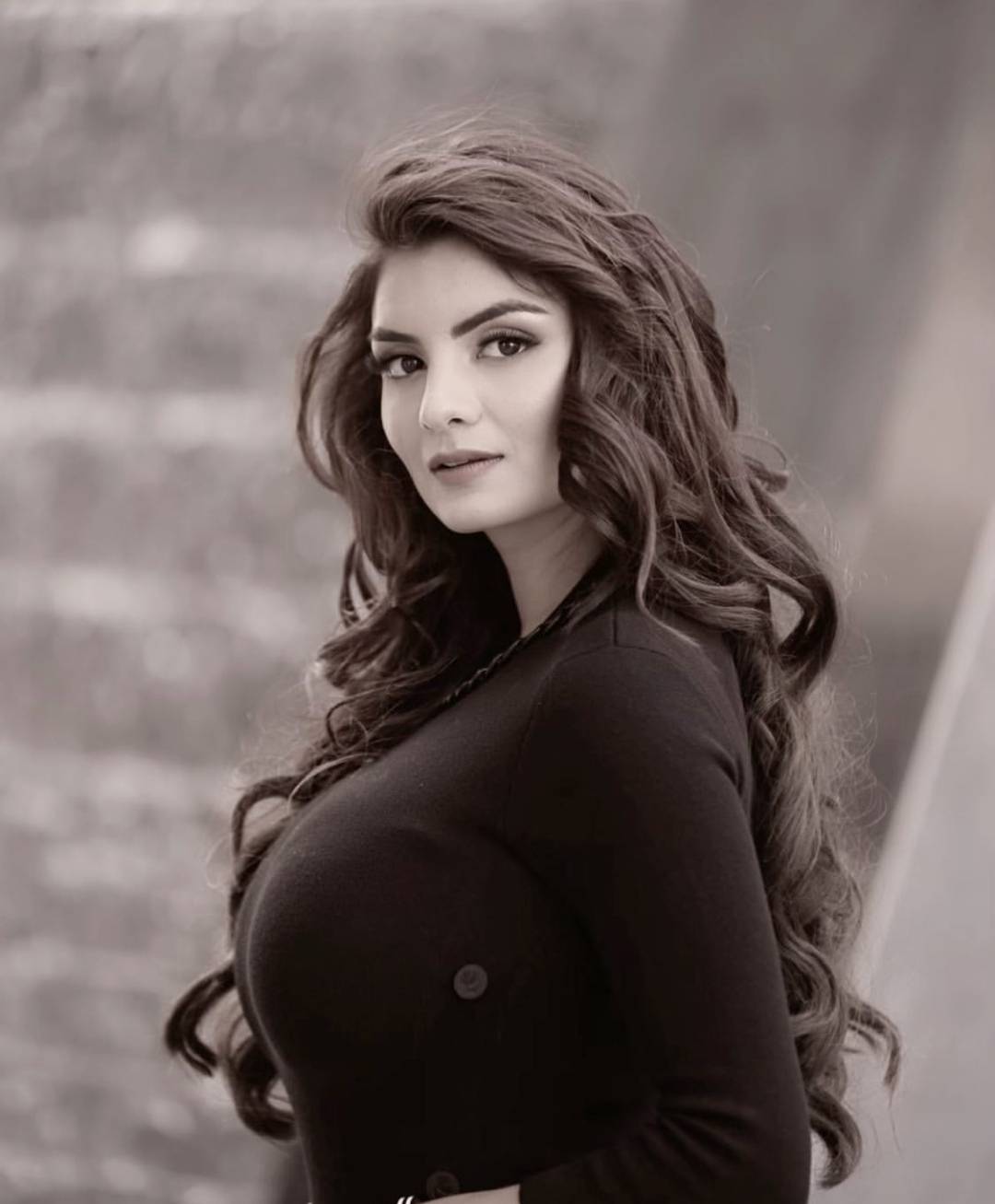 The Bursting Udders! | Scrolller