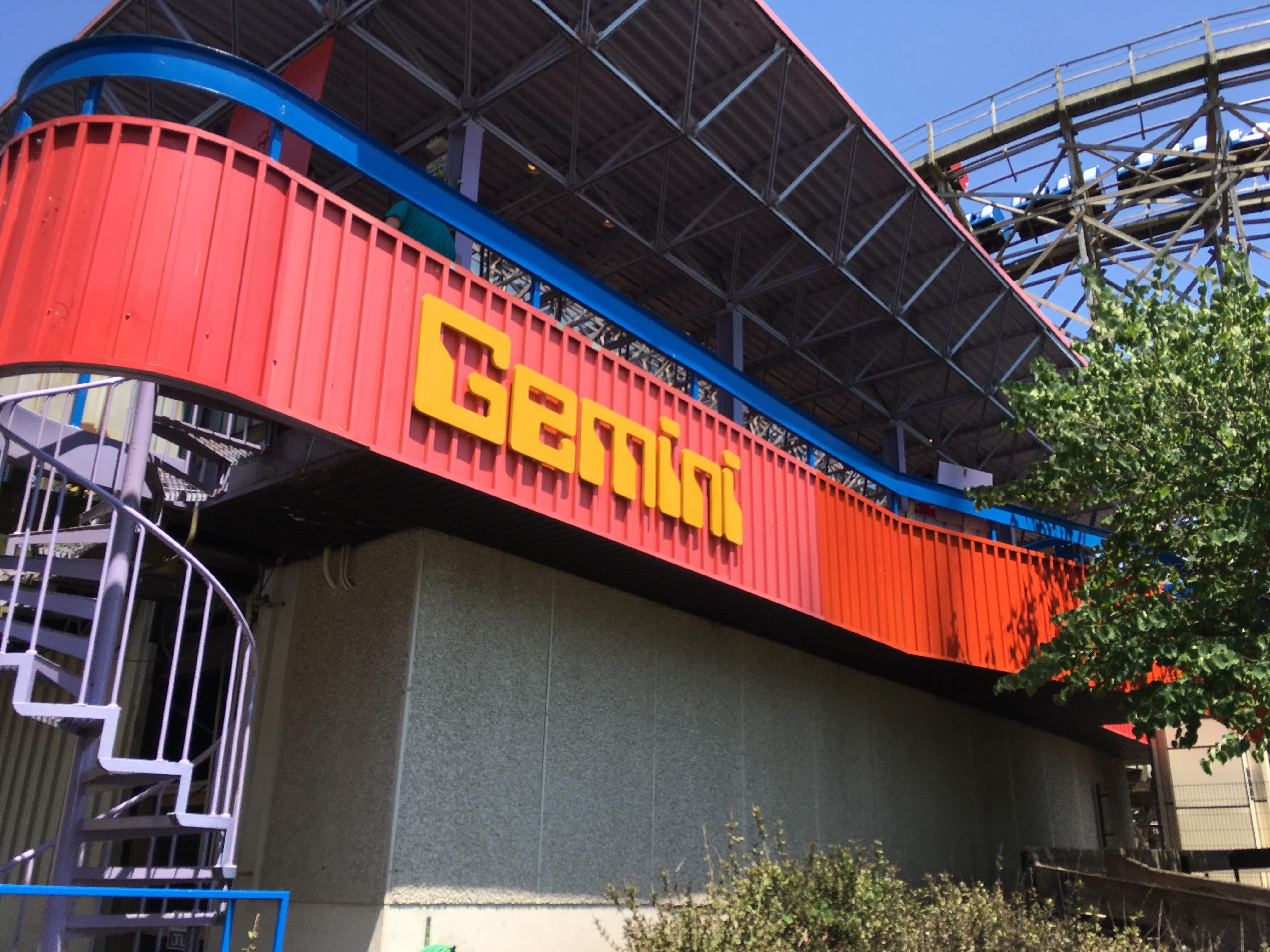 The colorful entrance of Gemini, Cedar Point | Scrolller